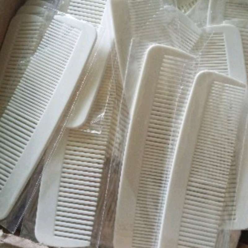 Jual Sisir Hotel Saku Kemasan Plastik Satuan - Hitam Di Seller Pro-id ...