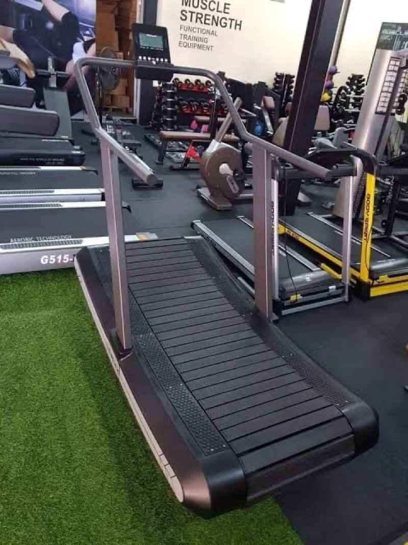 Jual Treadmil Dhz Curve Treadmil A7000 Di Seller Circlet - Cengkareng ...