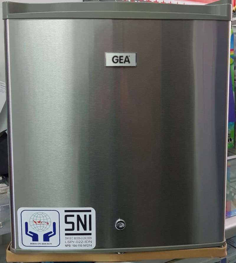 Promo Gea Mini Bar Kulkas Portable Rs-06dr Terbaru - Hitam Diskon 7% Di ...
