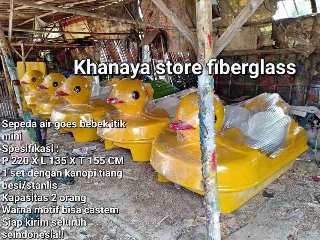 Jual Sepeda Air Gowes Bebek Itik,itik Gowes Warna Kuning,perahu Bebek ...