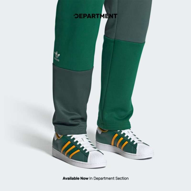 Promo Sepatu Sneakers Pria Adidas Superstar If8072 Original - 43 Diskon ...