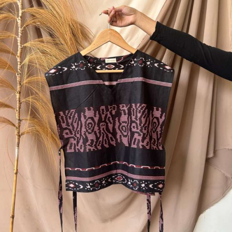 Jual Vest Batik Aiiri/vest Motif Batik/vest Korean Look - Jumputan Abu ...