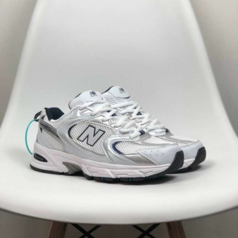 Jual Sepatu Nb New Balance 530 White Silver Navy - 37 Di Seller Used - Cengkareng Timur, Kota ...