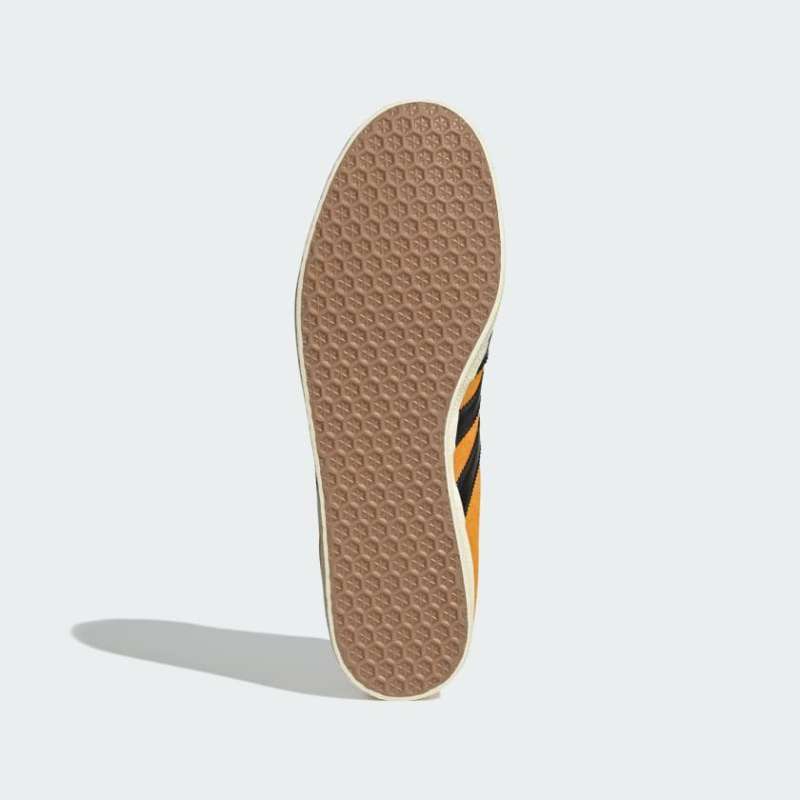 Promo Sepatu Sneakers adidas Gazelle Jp5283 / 20242 Diskon 10% Di ...