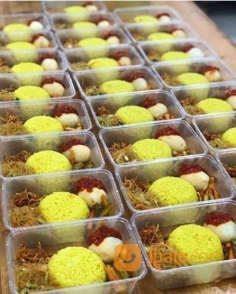 Jual Menu Nasi Box Murah Nasi Kuning Acara Kantor - Telur Bulat 1/2 Di ...