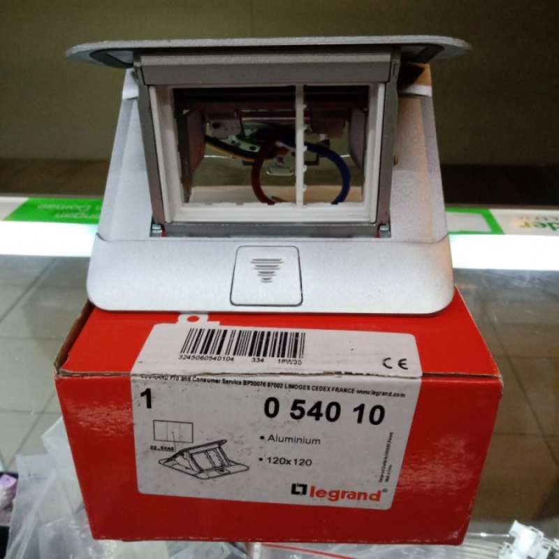 Promo Frame Stopkontak Lantai Legrand 3 Module 054010 Stop Kontak ...