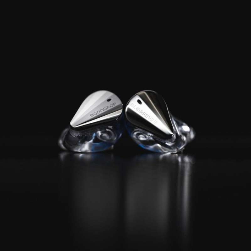 Jual Moondrop Blessing 3 / Blessing3 2dd + 4ba Hybrid Driver Iem ...