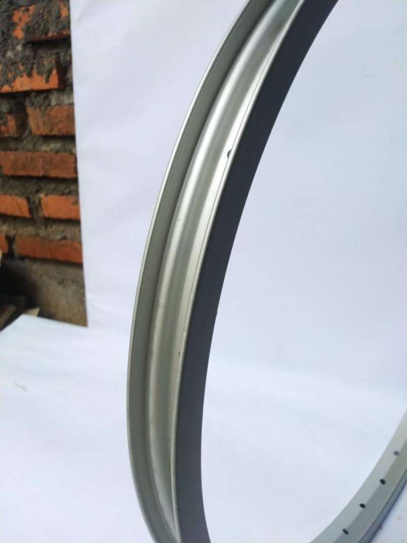 Jual Velg sepeda aloy lokal warna silver doff ukuran 20 di Seller ...