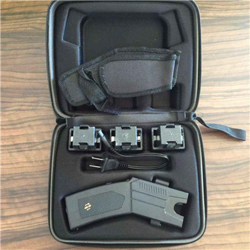 Promo Taser Gun Pistol Listrik Tembak Stun Gun Bela diri Setrum Tembak ...
