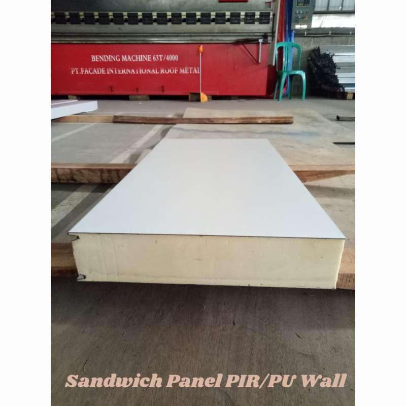 Jual Konstruksi Baja Kandang Ayam, Gabungan Peb Light + Sandwich Panel ...