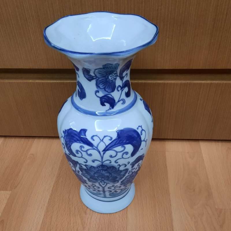 Promo New Vas Bunga Keramik Sedang Ukuran Tinggi 26Cm, Diameter Badan ...