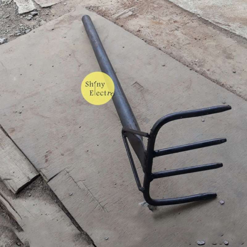 Promo SAPU GARPU TAMAN DAUN GARUK SAMPAH GOT PANJANG BESI GAGANG KAYU ...