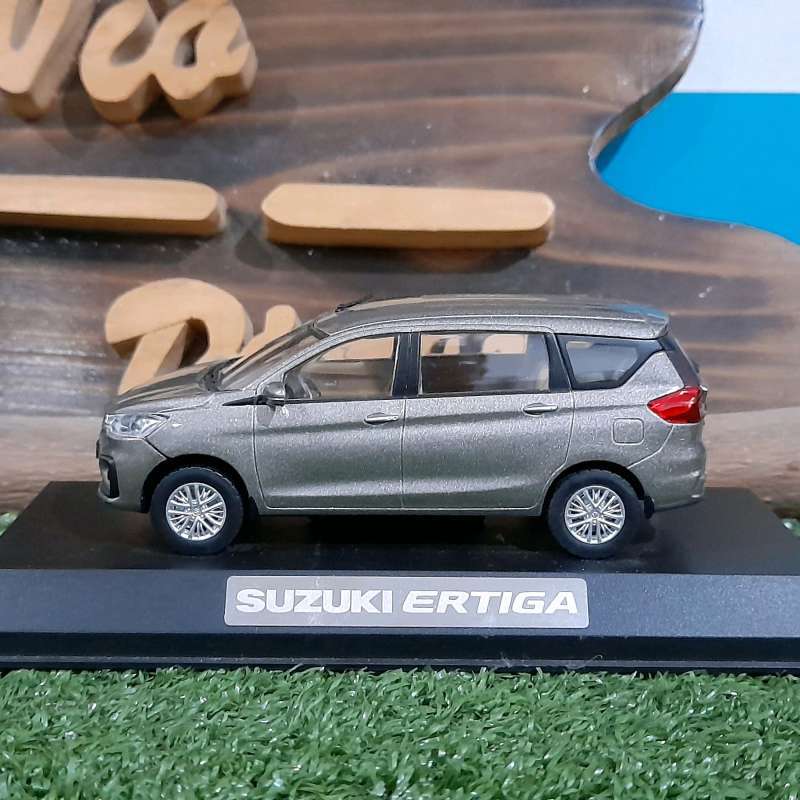 Jual Diecast Miniatur Suzuki Ertiga Skala 1:43 Di Seller Vio_car_collection_diecast - Sukaluyu ...