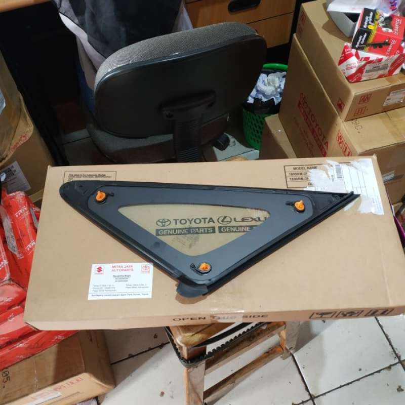 Promo Kaca Segitiga Segi Tiga Depan Innova Inova Diskon 13% Di Seller ...