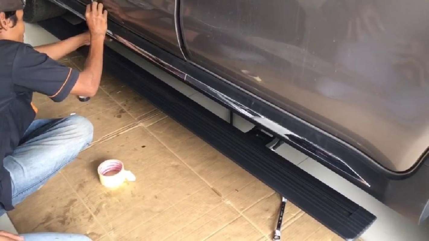 Jual Pijakan Kaki Innova Reborn Footstep Otomatis Elektrik - 2021 Di ...