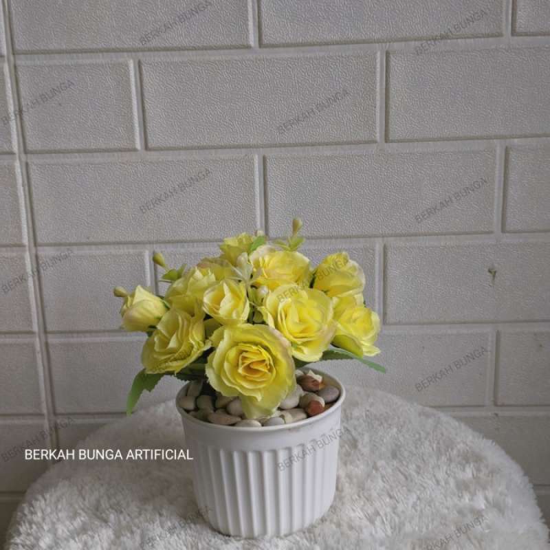 Jual Bunga Mawar Artificial Plastik/hiasan Dekorasi Rumah Meja Kantor ...
