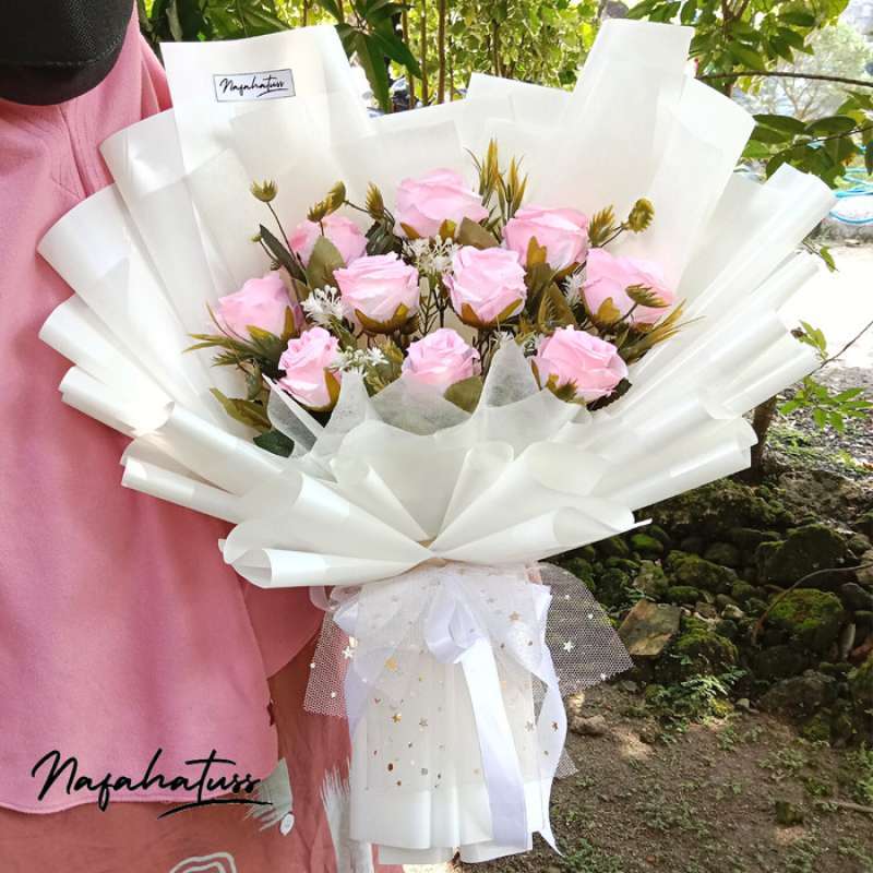 Jual Buket Bunga Palsu Artificial Pamela Hadiah Wisuda Di Seller ...