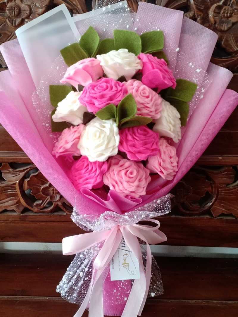 Jual Rayycraft Buket Bunga Wisuda Flanel Murah Kado Pengantin Tunangan ...
