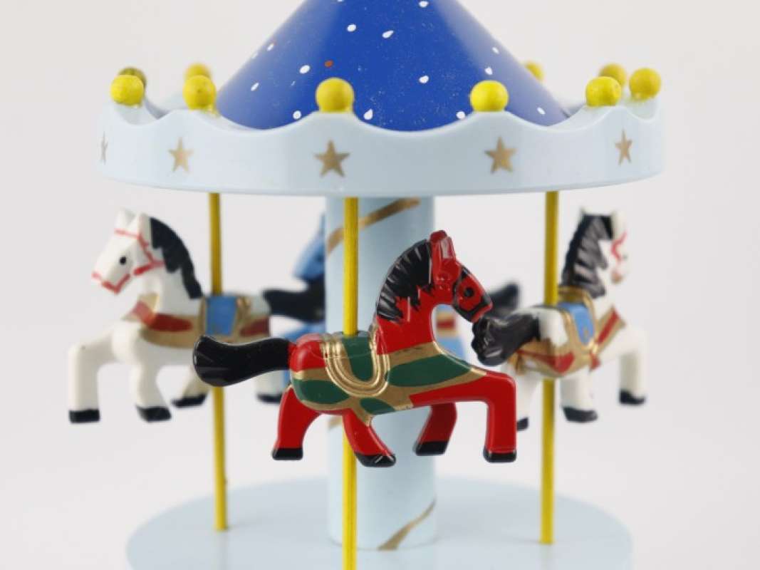 Jual Kotak Musik Komedi Putar Carousel Merry-go-around - Biru Tua Di ...