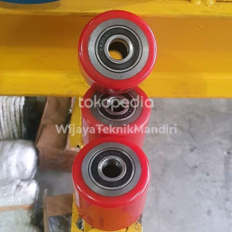 Jual Roda Pu / Polyurethane Hand Pallet 80 X 70 Mm Di Seller Yama ...