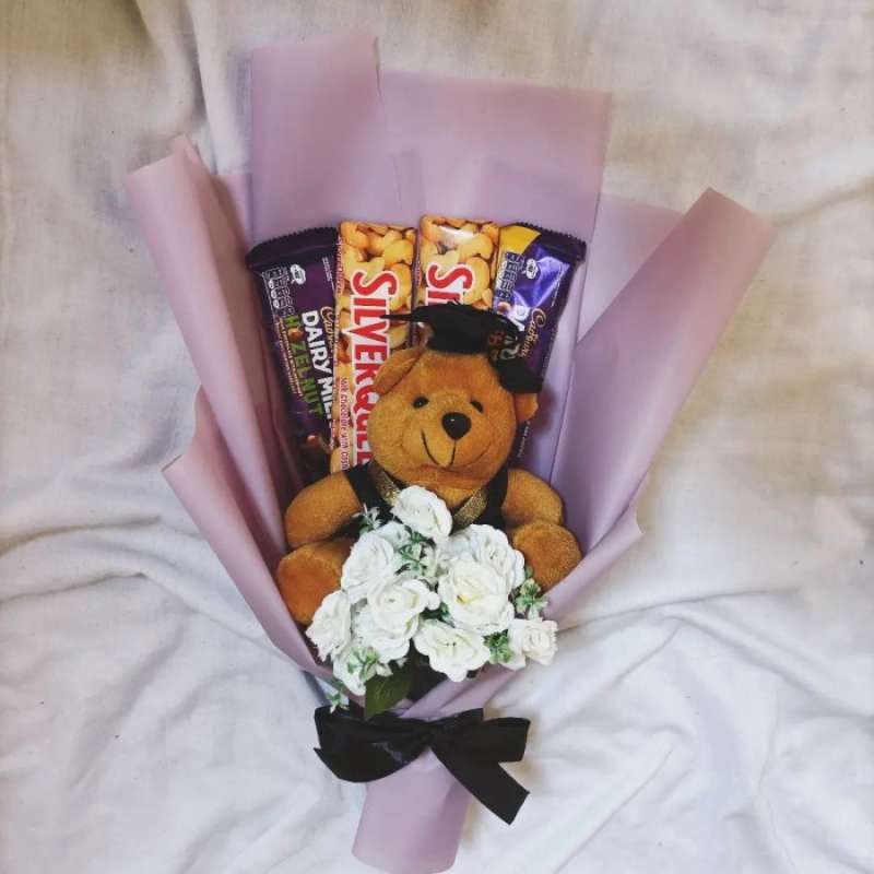 Promo Bucket Coklat Mix Boneka Wisuda Diskon 23% Di Seller Fredrinn ...