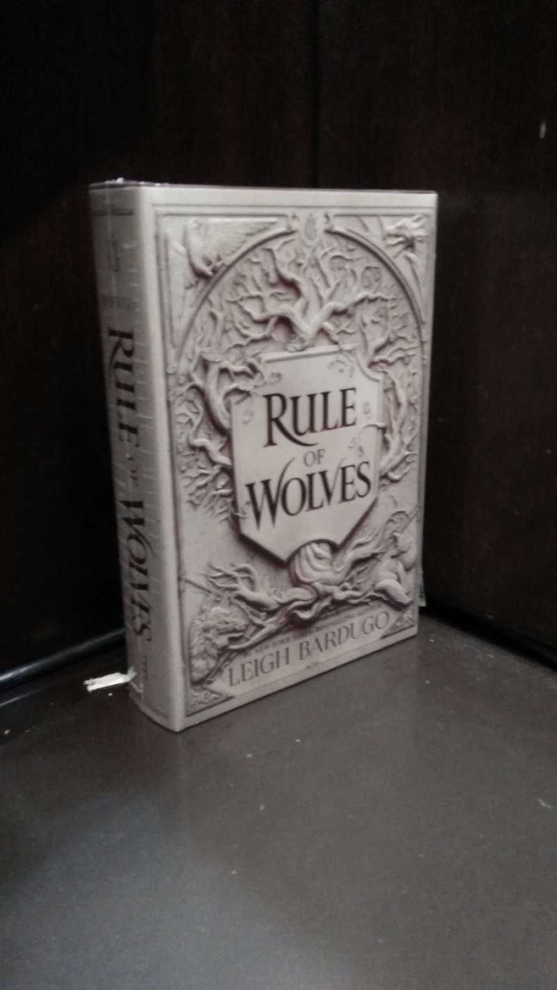 Promo Rule Of Wolves Bardugo Diskon 23% Di Seller Emerald Store ...