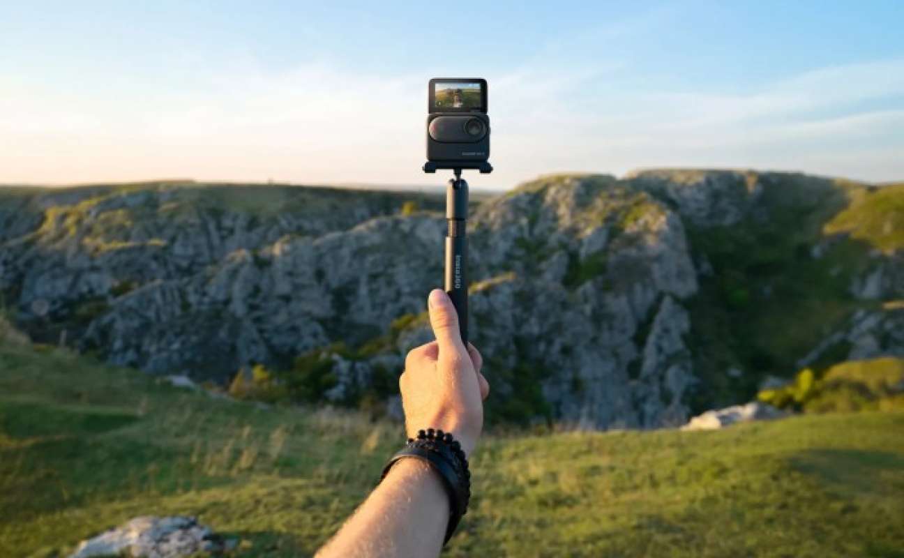 Jual Insta360 Go 3 128gb Black - Action Cam - Camera Go3 With Action ...