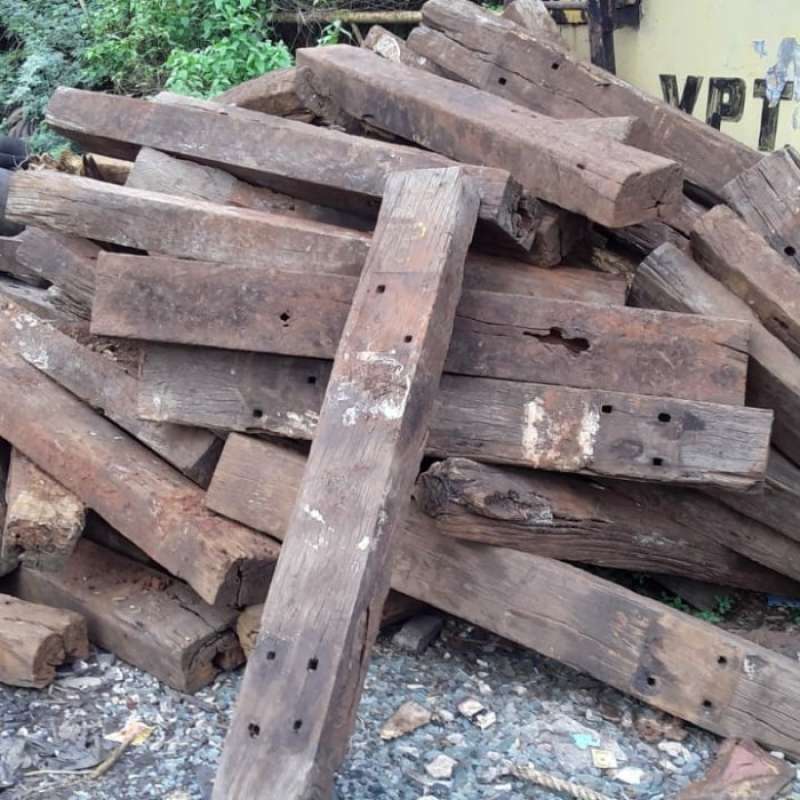 Jual Rustic Decor Indoor Kayu Ulin Reclaimed Bekas Bantalan Rel Kereta ...