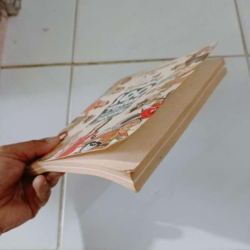 Jual Kartun Benny & Mice 100 Tokoh Yang Mewarnai Jakarta Di Seller ...