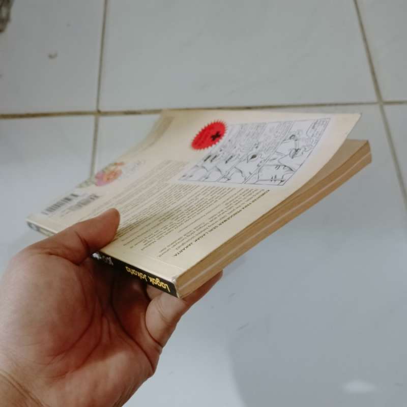 Jual Kartun Benny & Mice 100 Tokoh Yang Mewarnai Jakarta Di Seller ...