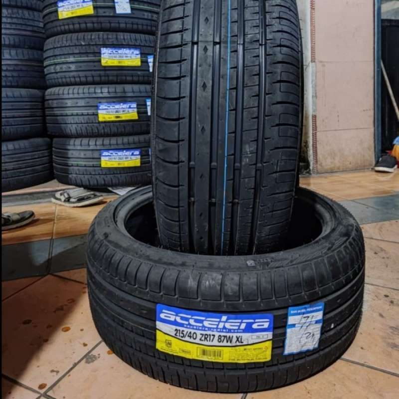 Promo Ban Mobil Tipis Ring 17 Accelera Phi-r Ukuran 215 40 R17 Ban ...