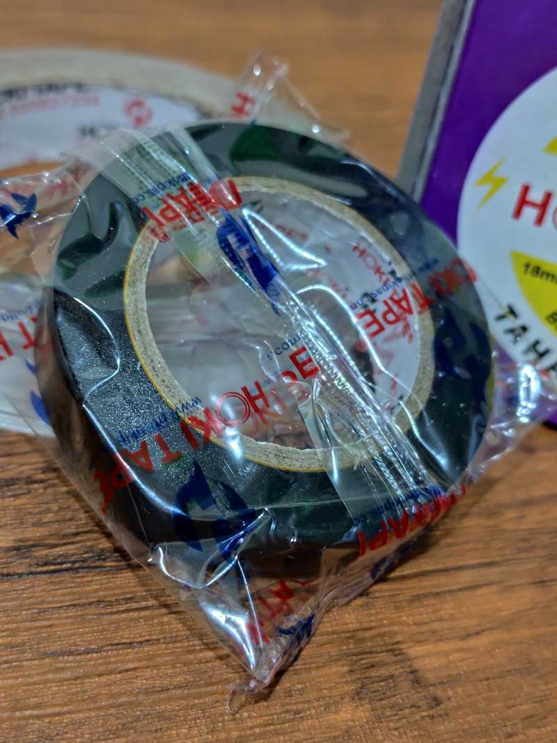 Jual 6 Roll Isolasi / Solasi Listrik Pvc Hoki Tape 18mm X 20 Yard Tahan ...