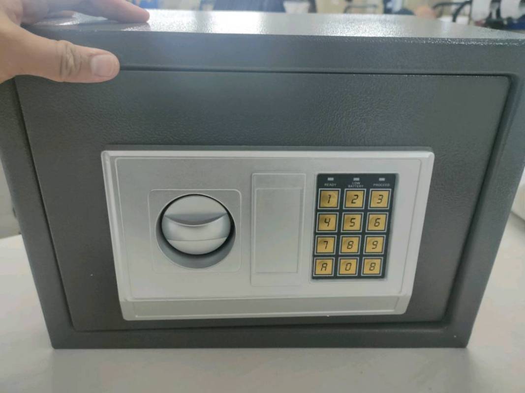 Promo Kotak Brankas Hotel Brangkas Besi Mini Electric Password Safe ...
