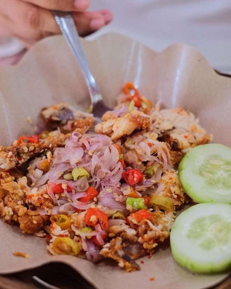 Jual Nasi Box Paket Ayam Geprek Crispy Sambal Matah Halal di Seller ...