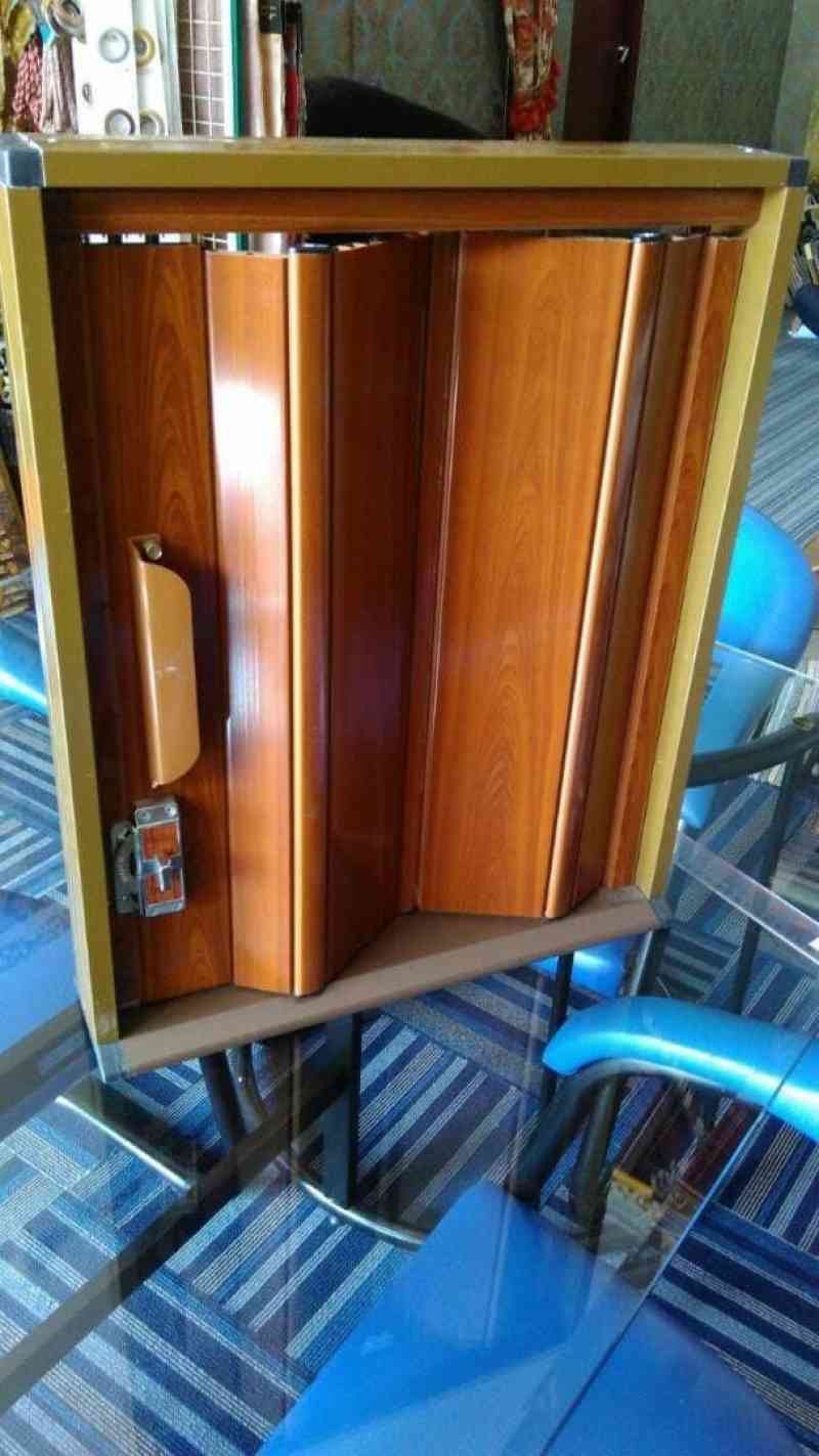 Jual Folding door, folding screen, pintu lipat PVC banyak pilihan warna ...