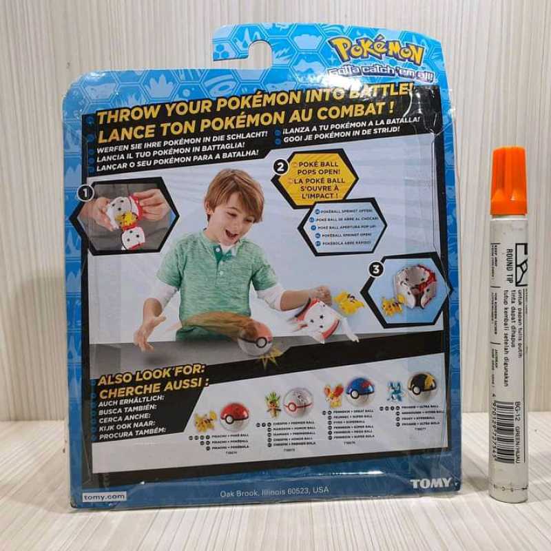 Jual mainan pokemon figure pokemon ball throw and poke ball fennekin ...
