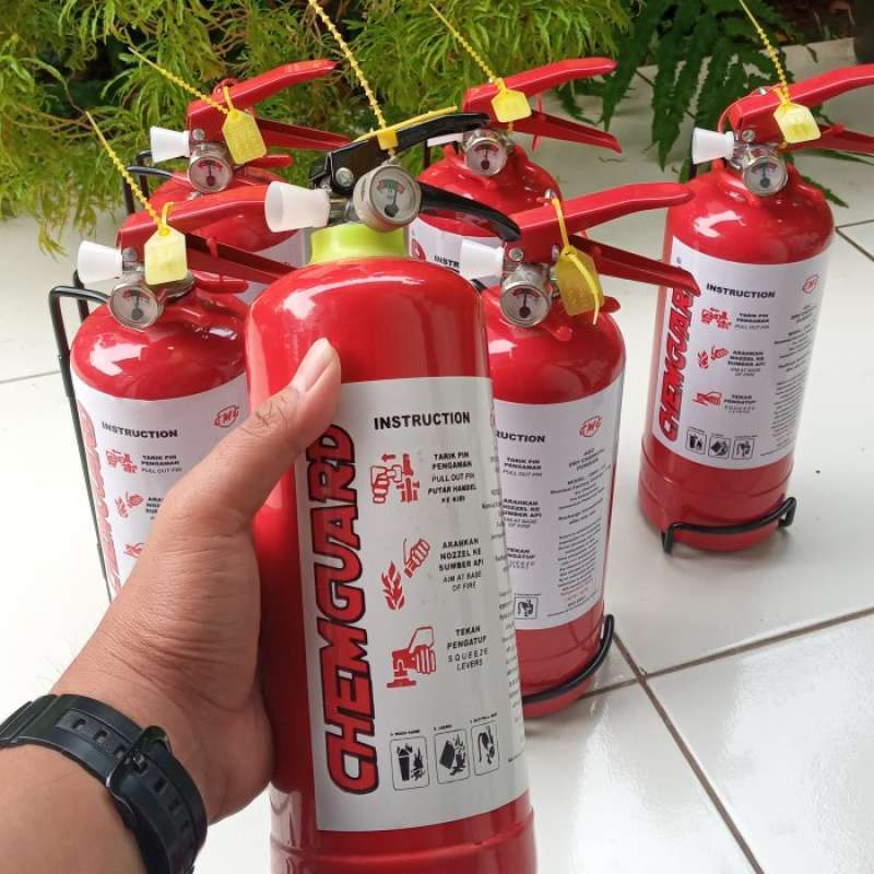 Promo PROMO - ALAT PEMADAM API RINGAN CHEMGUARD 1 KG POWDER Diskon 50% ...