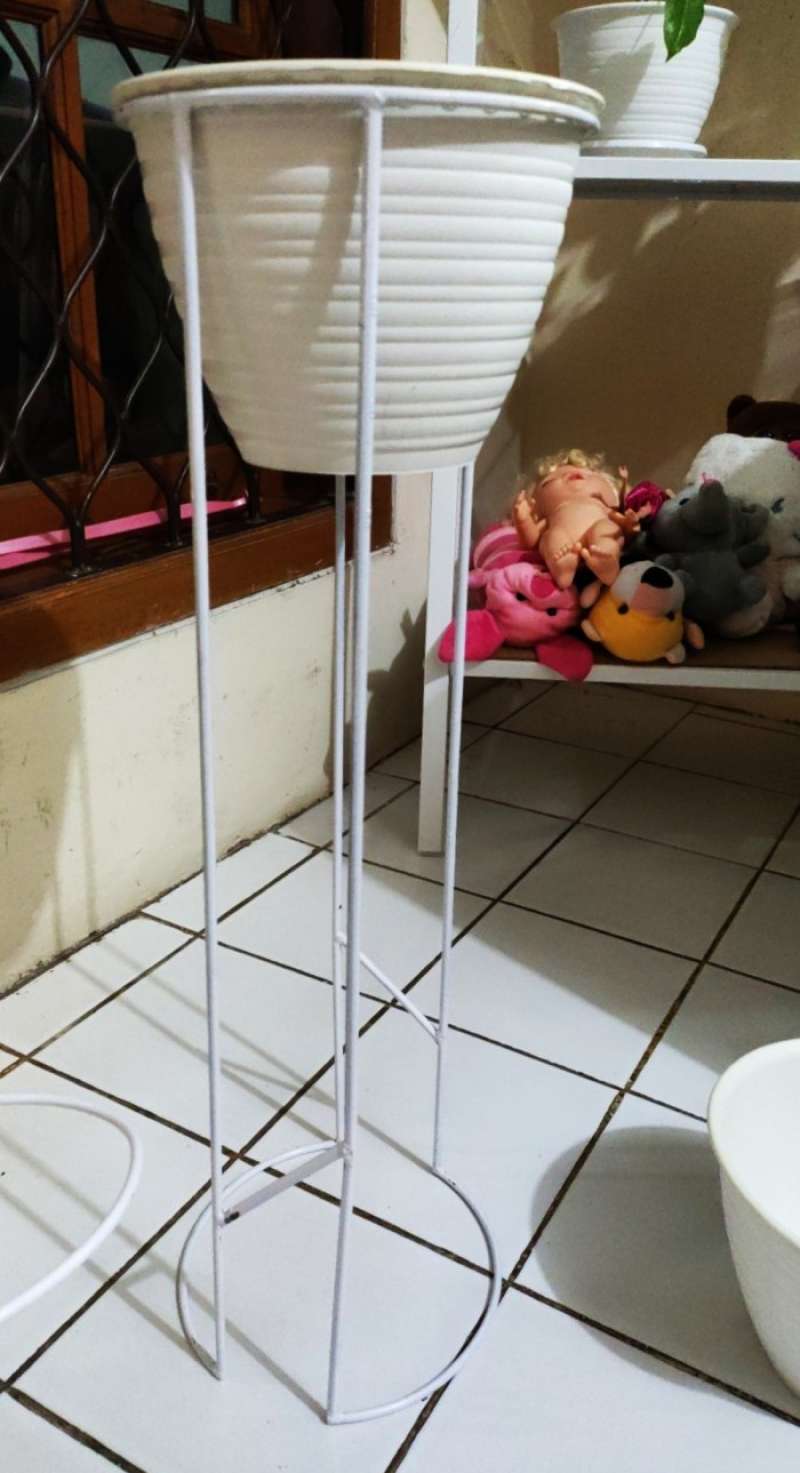 Promo Standing Planter Stand Plant Rangka Rak Pot Bunga Tanaman Kaki ...