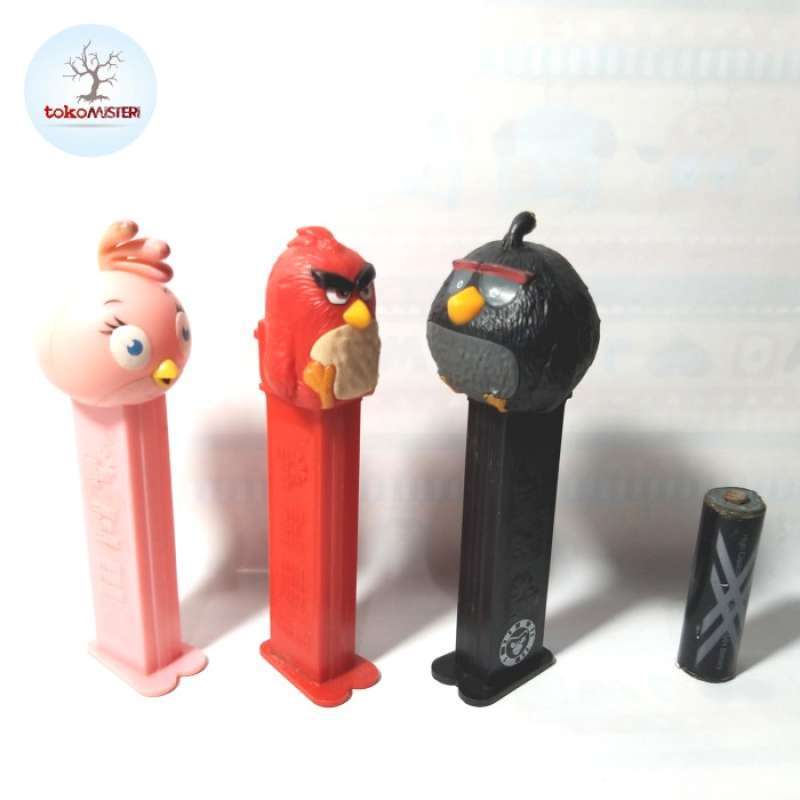 Jual Pez Red Black Angry Birds Bird Bomb Stella Merah Candy Dispenser ...