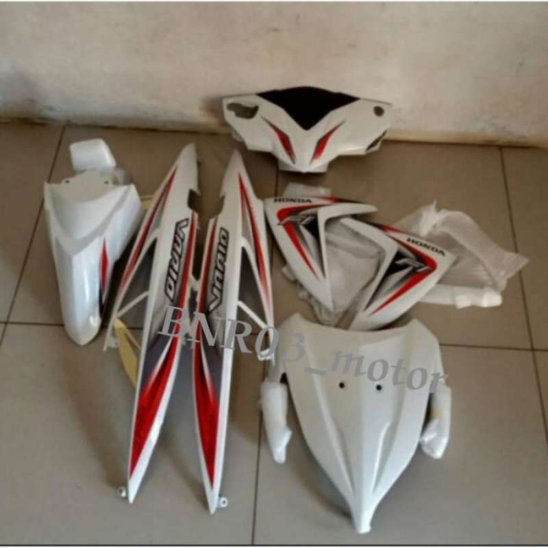 Promo COVER BODY HALUS MOTOR VARIO 110 FI LED PUTIH PLUS STRIPING ...