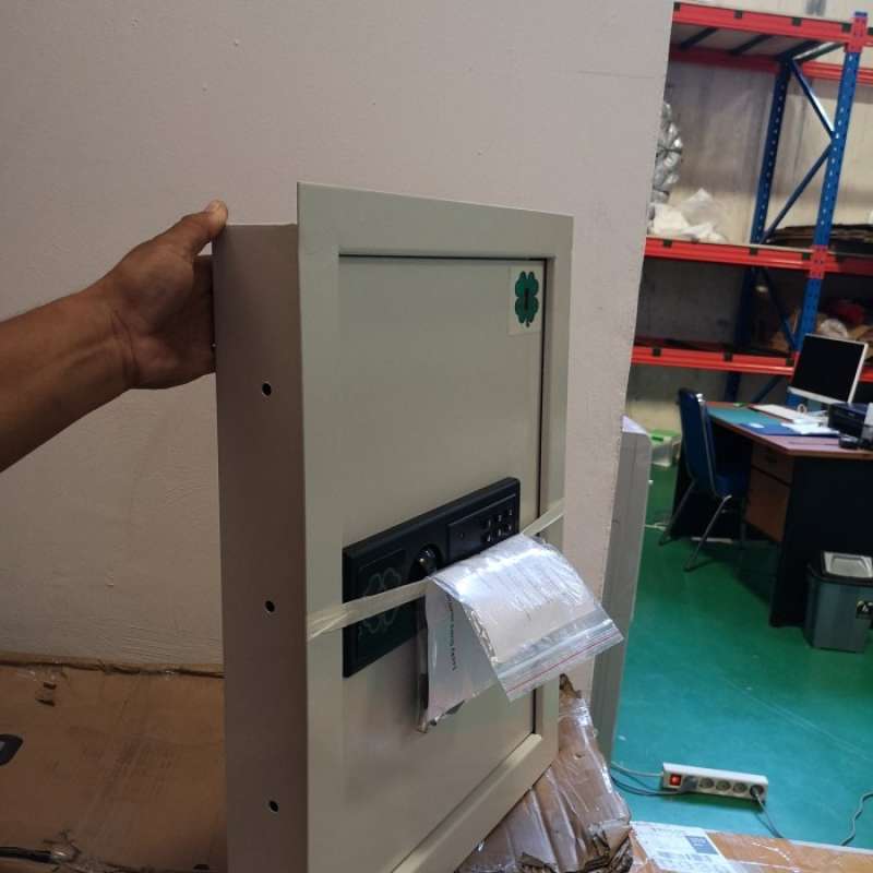 Promo safety box dinding , wall safety box , brankas dinding Diskon 23% ...