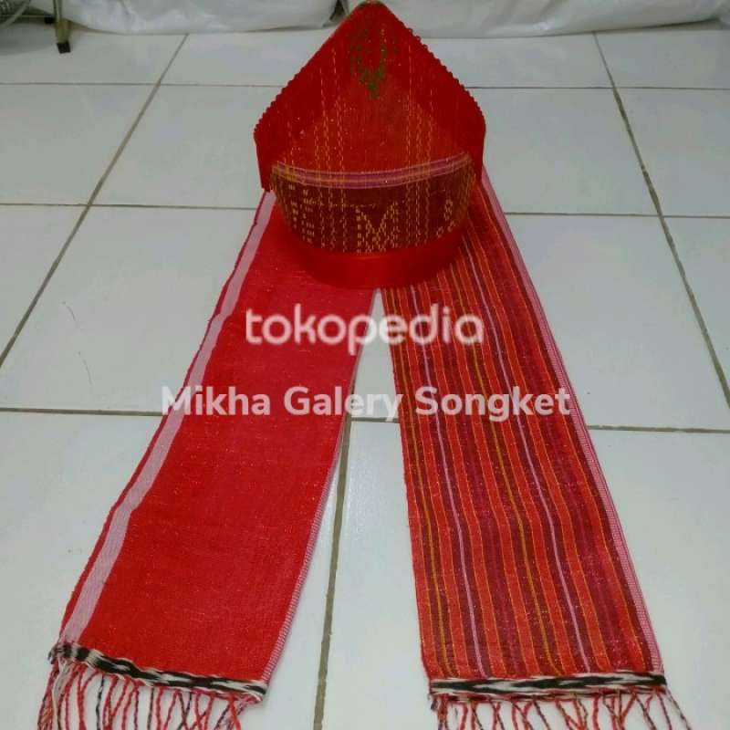 Promo Hande Hande Ulos Mangiring Anak+topi+sortali Anak Diskon 23% Di ...