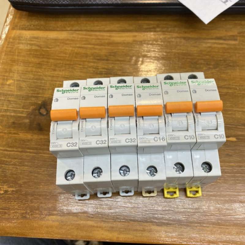 Promo Mcb Schneider Domae 1p 10a 16a 32a Diskon 50% Di Seller Selera_kita Store - Rawa Buaya ...