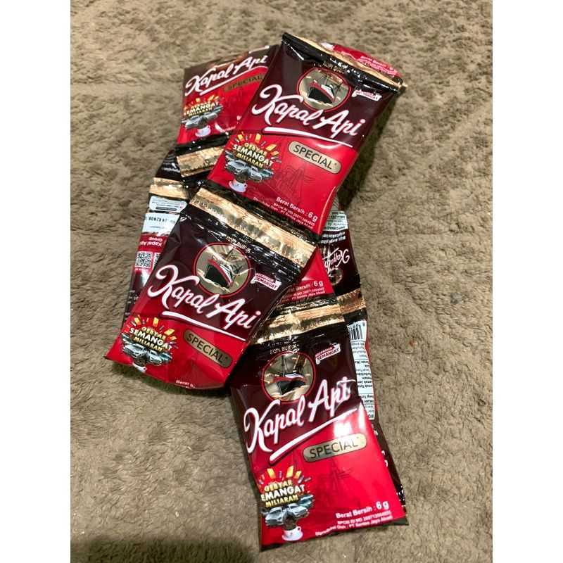 Jual Kapal Api Mini. 1 Renceng Isi 10sachet. Di Seller Zeeva Shop ...