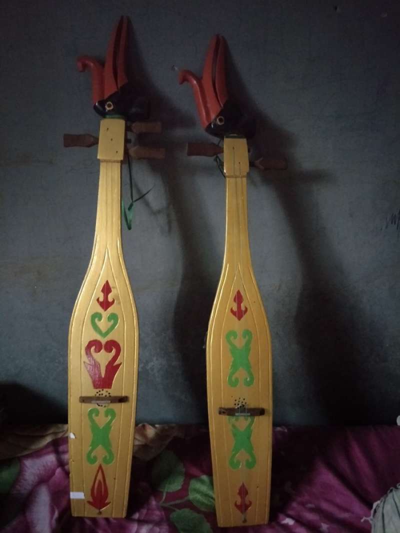 Jual Alat Musik Tradisional Suku Dayak Kalteng (kecapi) - Ivory Di ...