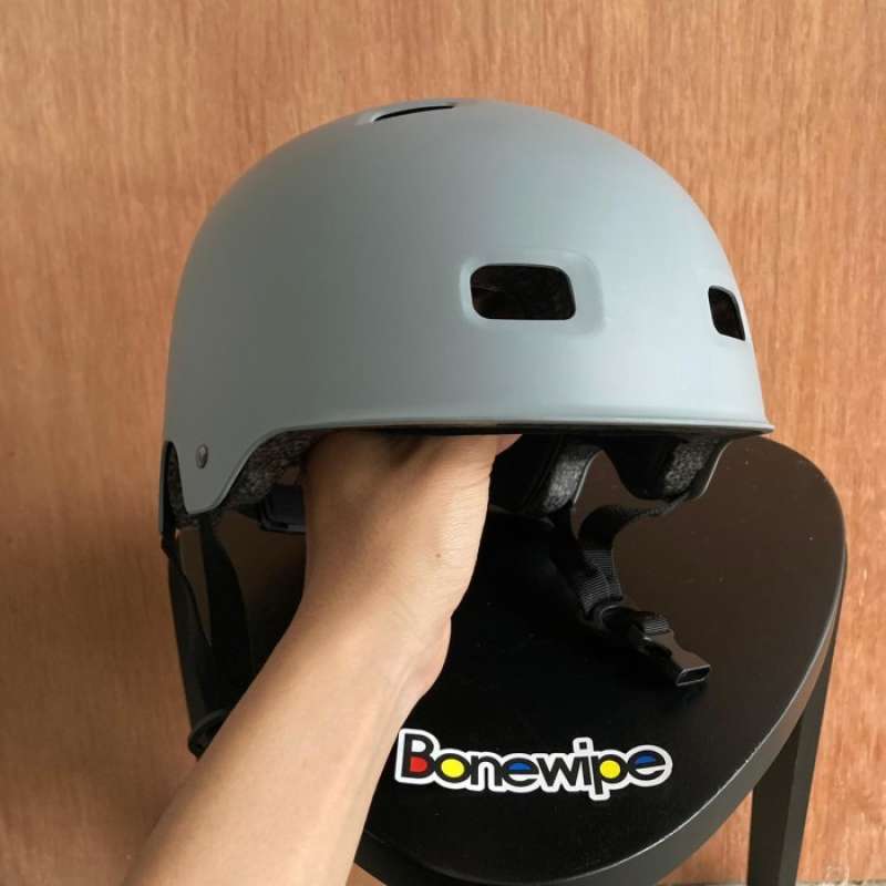 Jual Helm Skateboard Bmx Sepatu Roda Model Kraken Abu Di Seller ...