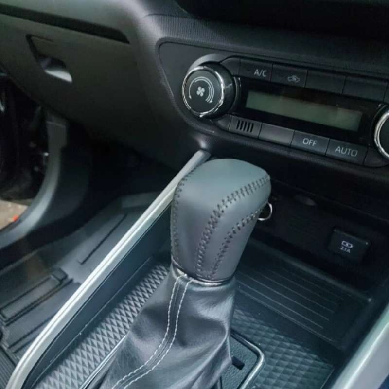 Promo Sarung Kulit Asli Cover Shift Knob New Veloz Avanza Xenia 2022 ...