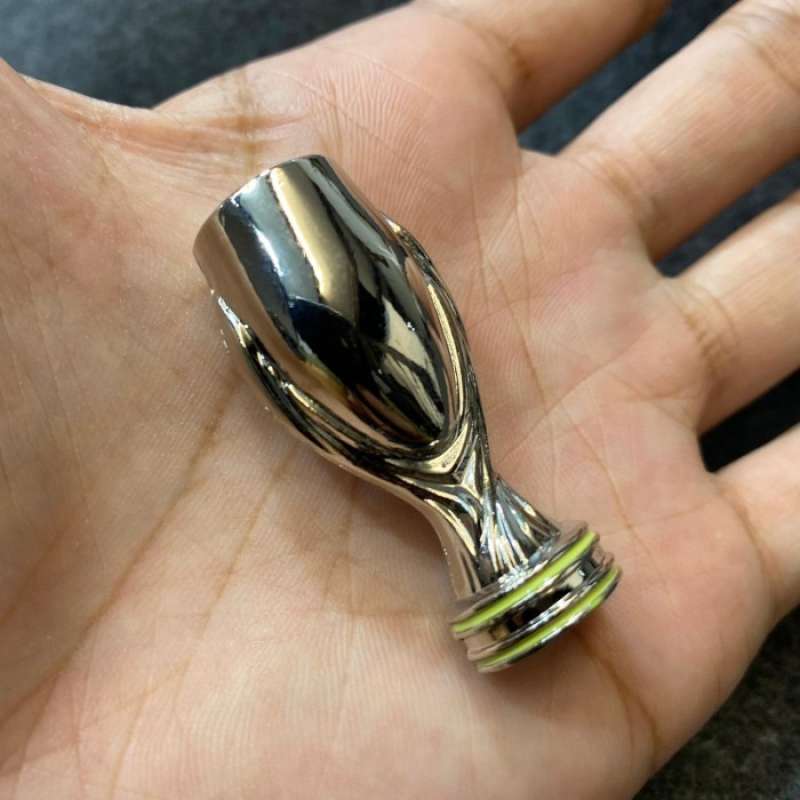 Jual Miniatur Trofi Piala Super Eropa Piala Mini Trofi Uefa Super Cup ...