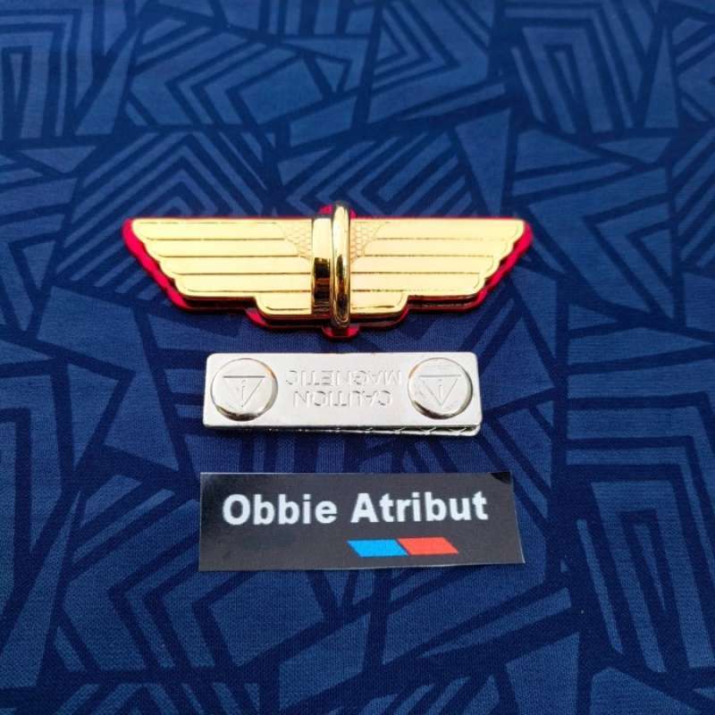 Jual Pin Kai Masinis Wing Kai Kordinator Magnetic - Masinis Mika M Di ...