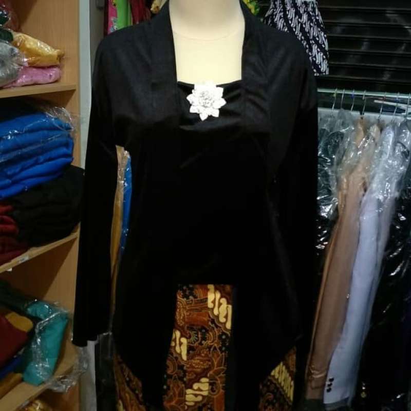 Jual Baju Kebaya Wanita Dewasa Polos Kutu Baru Bludru Murah Adat Solo Jogja - Xl Di Seller ...
